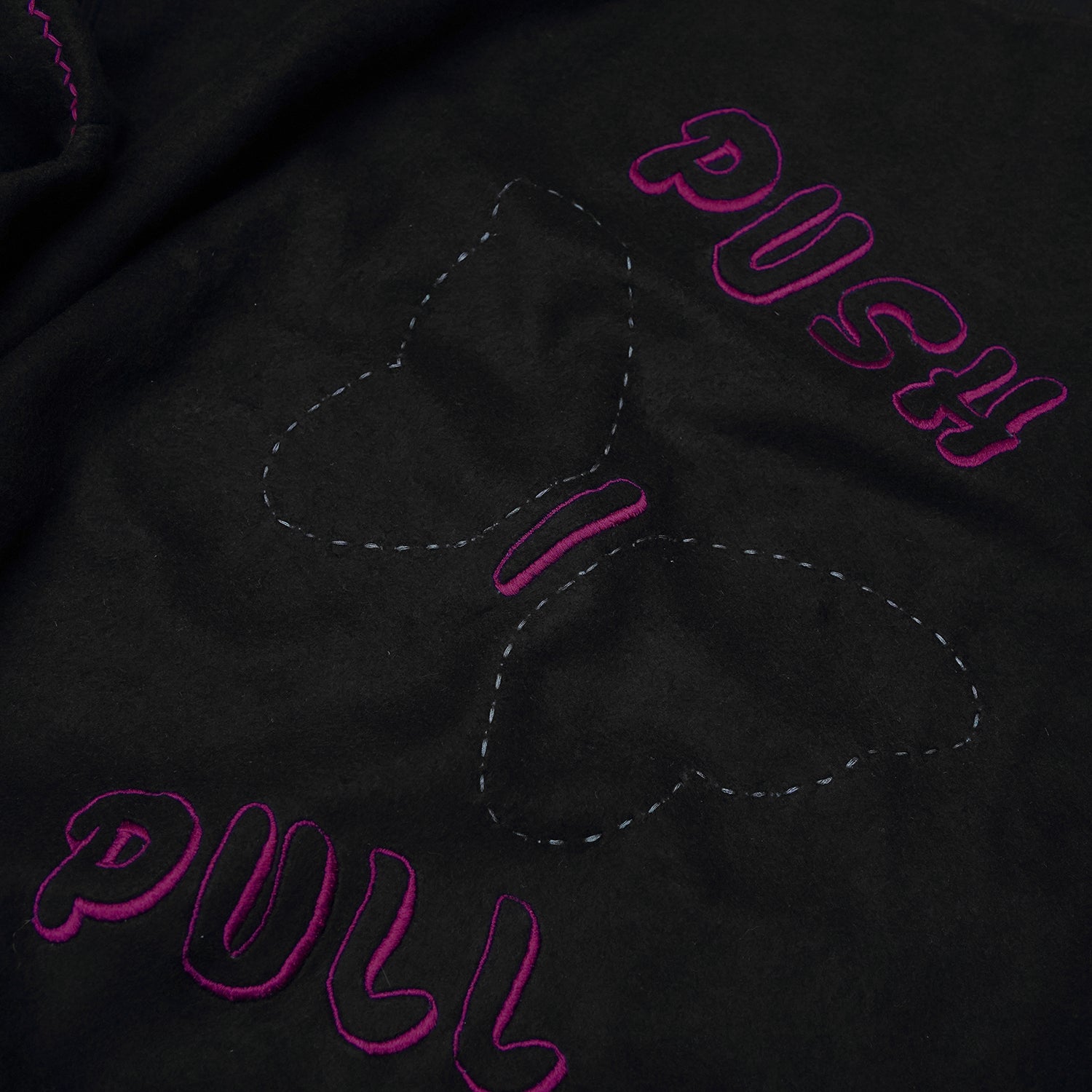 PUSH/PULL BLACK - CREWNECK – M.A.N.K.I.N.D